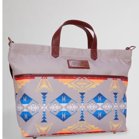 Pendleton | Bags | Pendleton Woolen Mills Shoppers Travel Tote Bag ...